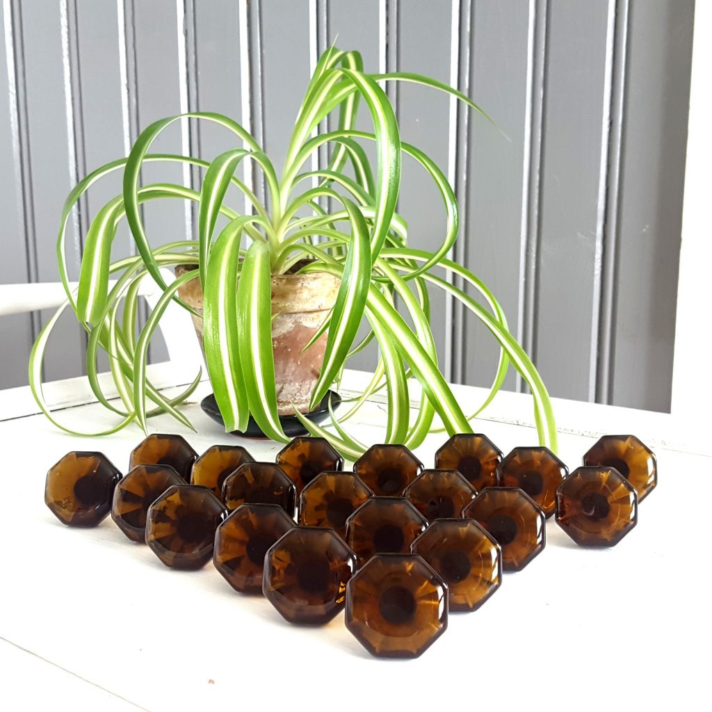 Dörrknoppar - 2-pack - Glas & Mässing - Verrina Sweden - Retrolivet