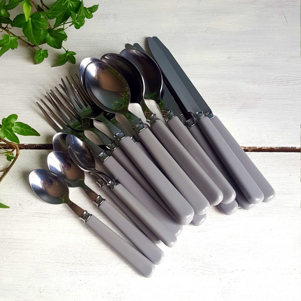 Bestick - 16-Del - Grå - EMA - Inox Italy - Retrolivet